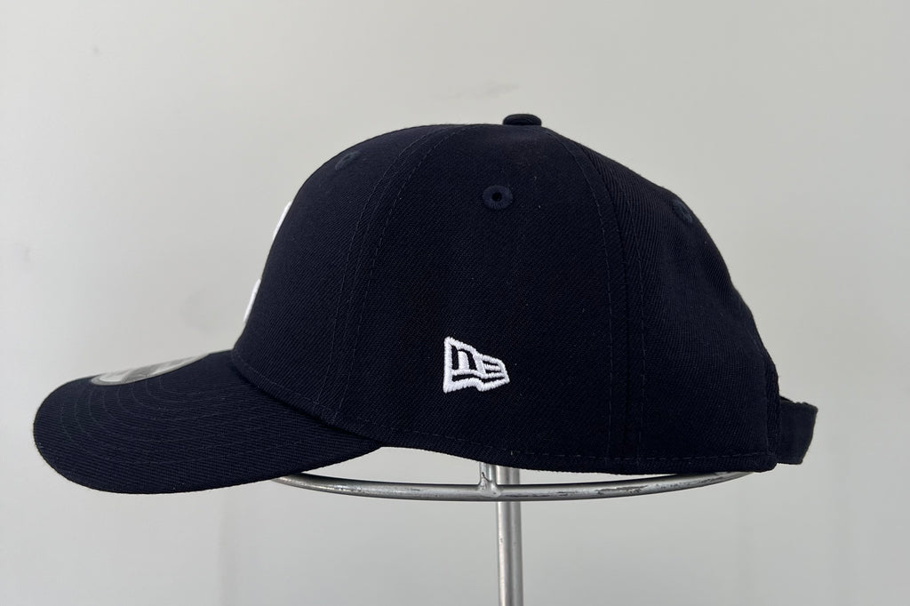Majors New Era 9FORTY Youth Velcro Navy and White – London Majors Team ...